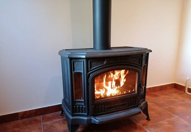 Kozy żeliwne, czym są i jakie wybrać? - IdealnyKomin.pl